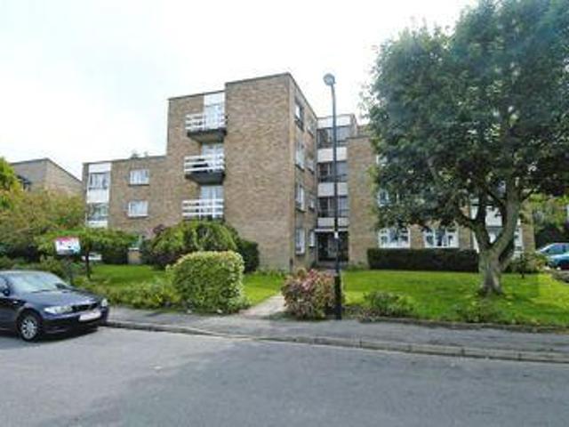 1 Bedrooms Flat for sale in Langdale Court, Castlebar Mews, London W5