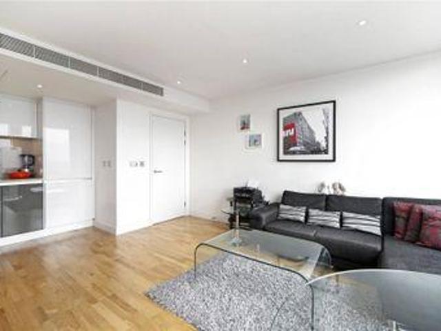 1 Bedrooms Flat for sale in Landmark West, 22 Marsh Wall, London E14