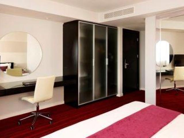1 Bedrooms Flat for sale in Leeds Hotel Room Investment, Belgrave Street, Leeds LS2