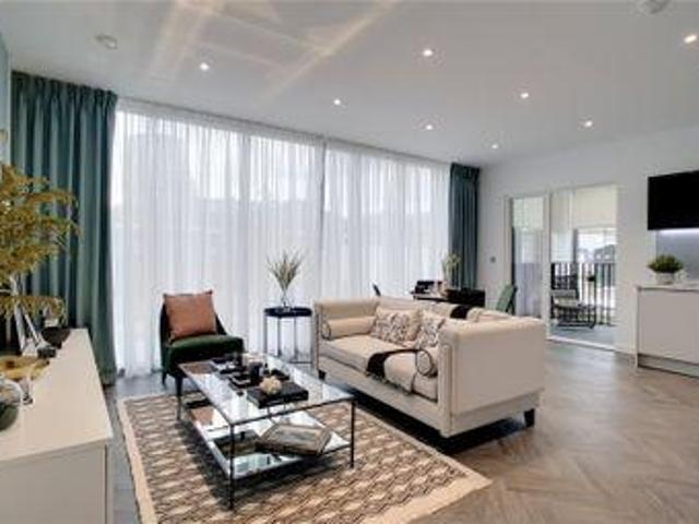 1 Bedrooms Flat for sale in Legacy Wharf, London E15