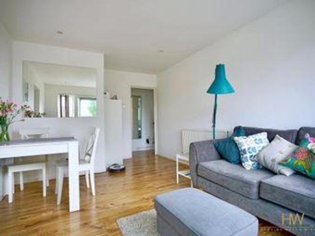 1 Bedrooms Flat for sale in Mountbatten Court, Ingram Crescent East, Hove BN3