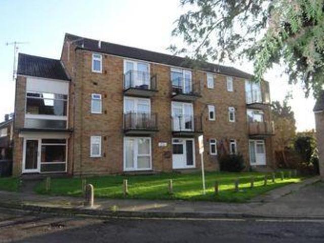 1 Bedrooms Flat for sale in Moat House, Rhodaus Close, Canterbury, Kent CT1