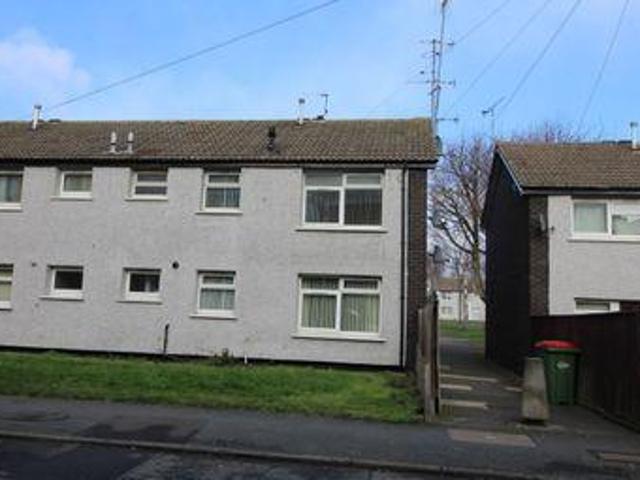 1 Bedrooms Flat for sale in Moor Crescent Chase, Leeds LS11