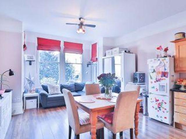 1 Bedrooms Flat for sale in Moreton Road, South Croydon CR2