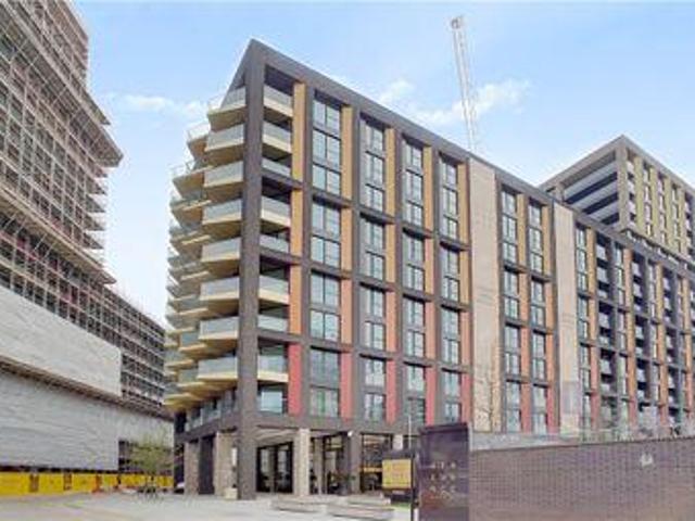 1 Bedrooms Flat for sale in Madeira Tower, Ponton Road SW11