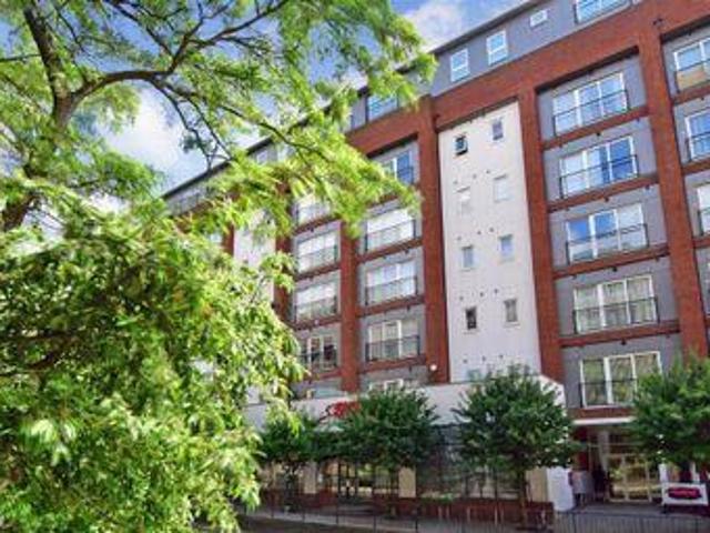 1 Bedrooms Flat for sale in Manor Road, Wallington, Surrey SM6