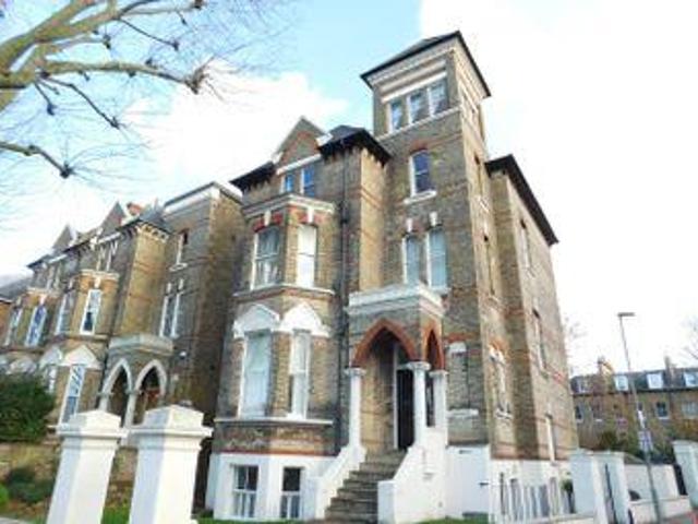 1 Bedrooms Flat for sale in Maple Road, Surbiton KT6