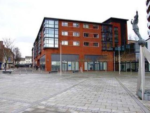 1 Bedrooms Flat for sale in Marconi Plaza, Chelmsford, Essex CM1