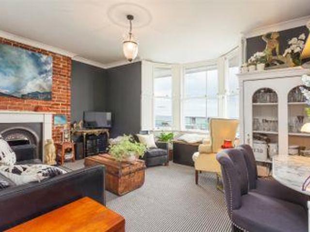 1 Bedrooms Flat for sale in Marine Parade, Brighton BN2