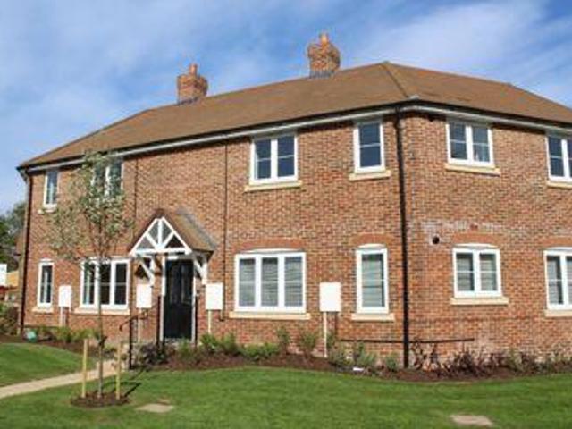1 Bedrooms Flat for sale in Medstead, Alton GU34