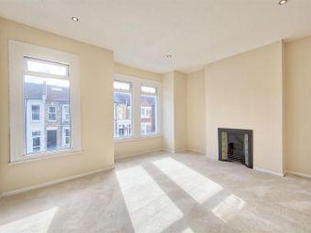1 Bedrooms Flat for sale in Mellison Road, London SW17