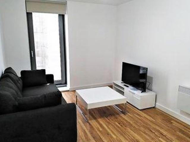 1 Bedrooms Flat for sale in Michigan Point Tower A, 9 Michigan Avenue, Salford Quays M50