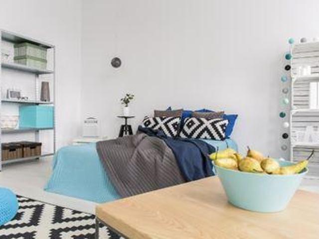 1 Bedrooms Flat for sale in Milton Keynes Apartments, Avebury Boulevard, Milton Keynes MK9