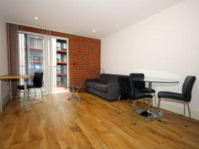 1 Bedrooms Flat for sale in No 1 Street Royal Arsenal, Woolwich, London E14 SE18