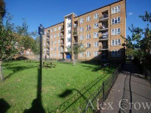 1 Bedrooms Flat for sale in Norfolk House, Cecilia Road, Dalston E8