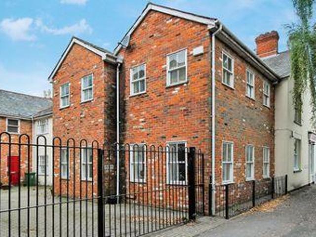 1 Bedrooms Flat for sale in Normandy Street, Alton, Hampshire GU34