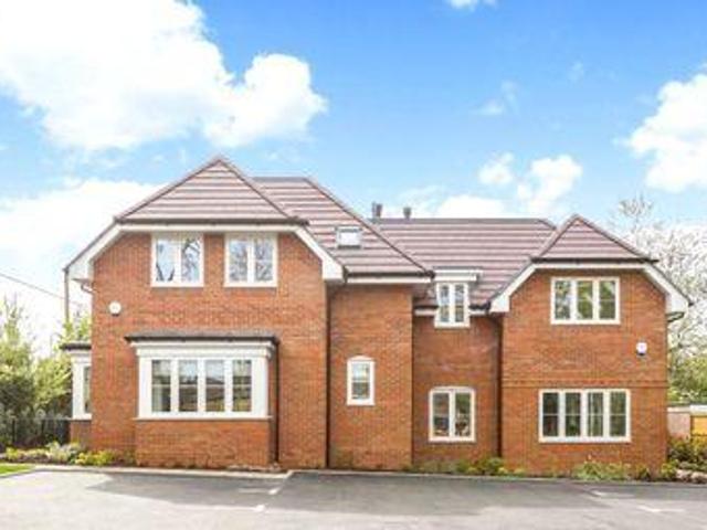 1 Bedrooms Flat for sale in Saxby House, 177 Hivings Hill, Chesham, Buckinghamshire HP5