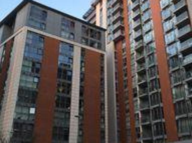1 Bedrooms Flat for sale in Seagull Lane, London E16