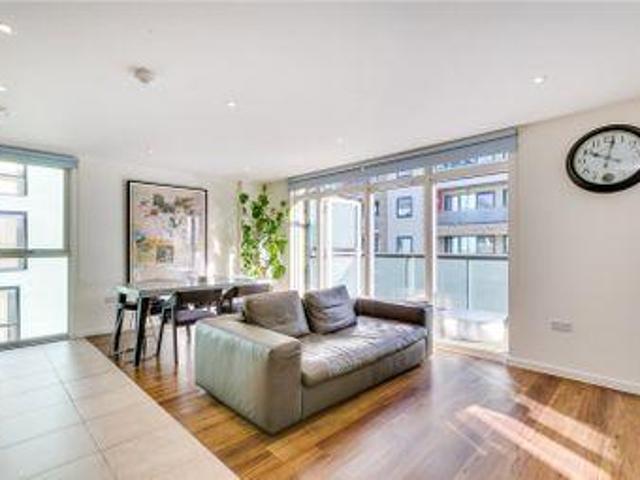 1 Bedrooms Flat for sale in Shanklin Court, Palmerston Road, London W3