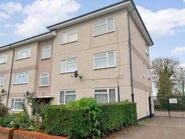 1 Bedrooms Flat for sale in Shelley Road, Chelmsford CM2