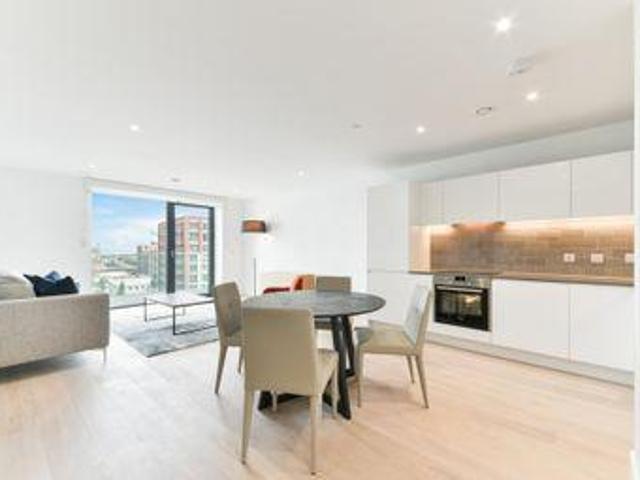 1 Bedrooms Flat for sale in Sienna House, Royal Wharf, London E16