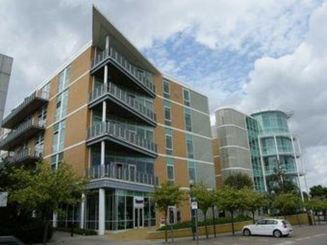 1 Bedrooms Flat for sale in Silbury Boulevard, Milton Keynes MK9