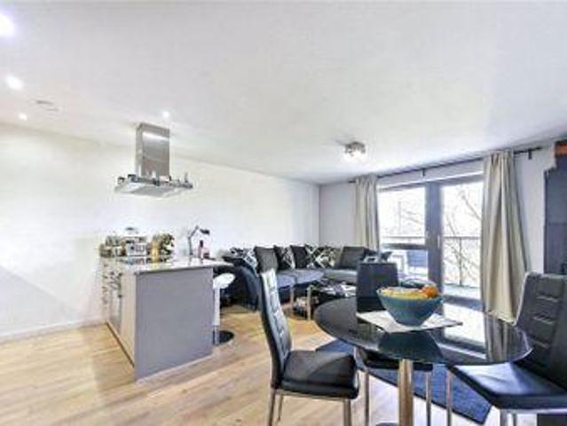 1 Bedrooms Flat for sale in Spring Apartments, 26 Stebondale Street, London E14