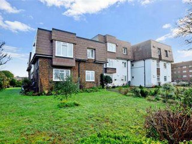 1 Bedrooms Flat for sale in Spring Gardens, Southwick, Brighton, West Sussex BN42