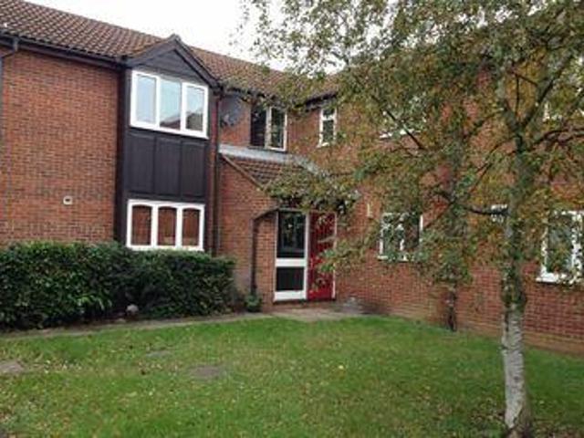 1 Bedrooms Flat for sale in Springwood Crescent, Edgware, Middlesex HA8