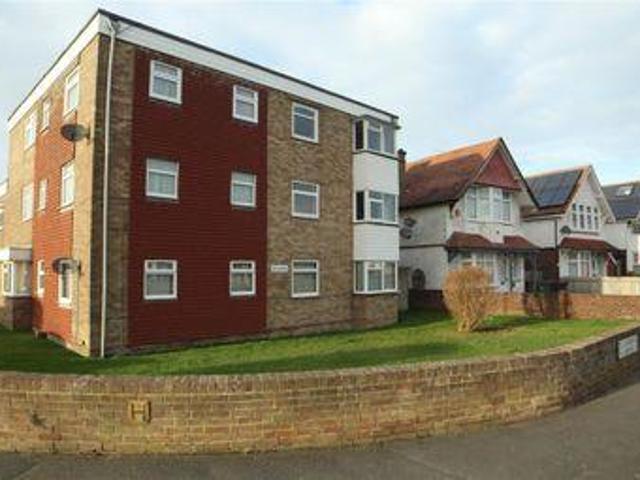 1 Bedrooms Flat for sale in St. Anthonys Avenue, Eastbourne BN23
