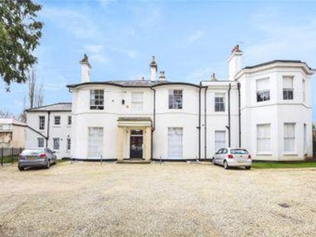 1 Bedrooms Flat for sale in St. Andrews House, 28A Wilton Road, Reading, Berkshire RG30