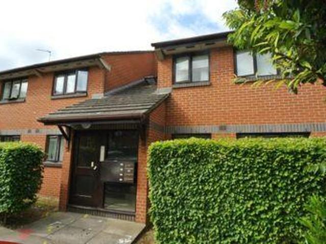 1 Bedrooms Flat for sale in St. Benedicts Close, Tooting SW17