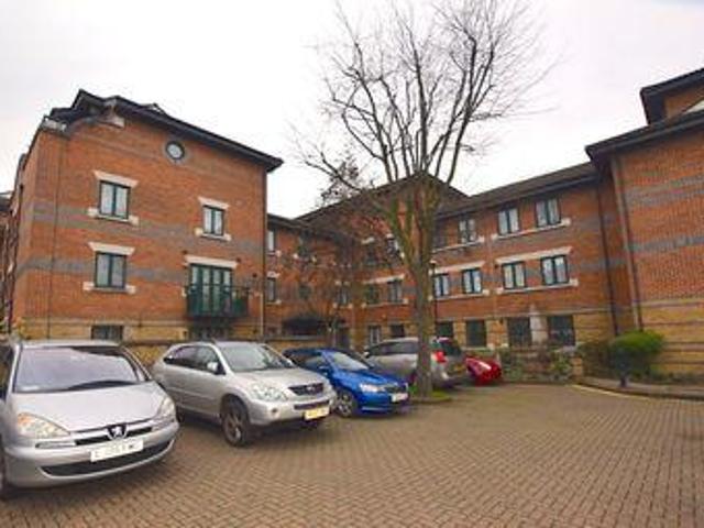 1 Bedrooms Flat for sale in St. Davids Close, London SE16