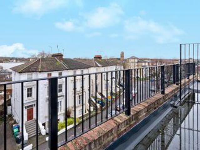 1 Bedrooms Flat for sale in St. James Road, Surbiton KT6