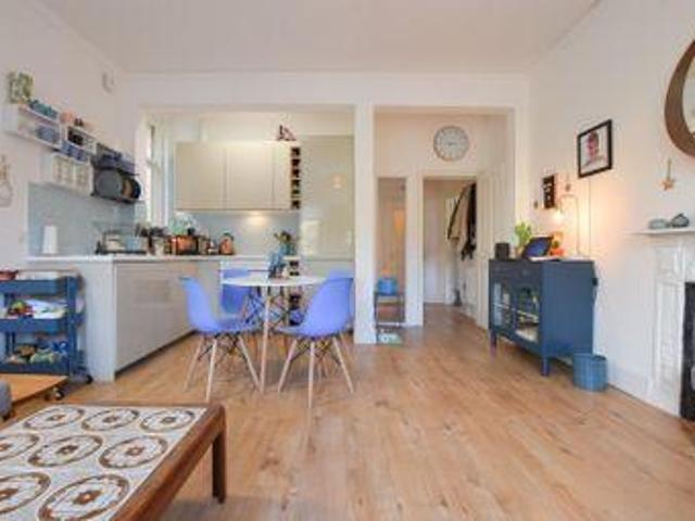 1 Bedrooms Flat for sale in St. Matthews Gardens, St. Leonards On Sea TN38