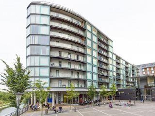1 Bedrooms Flat for sale in Station Approach, Hayes UB3