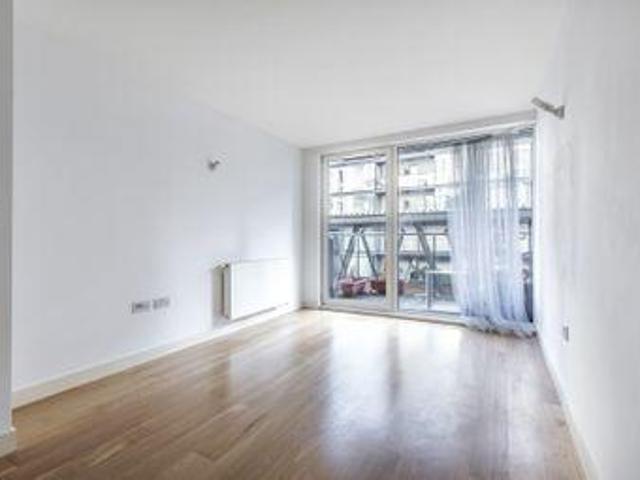 1 Bedrooms Flat for sale in Station Approach, Hayes UB3