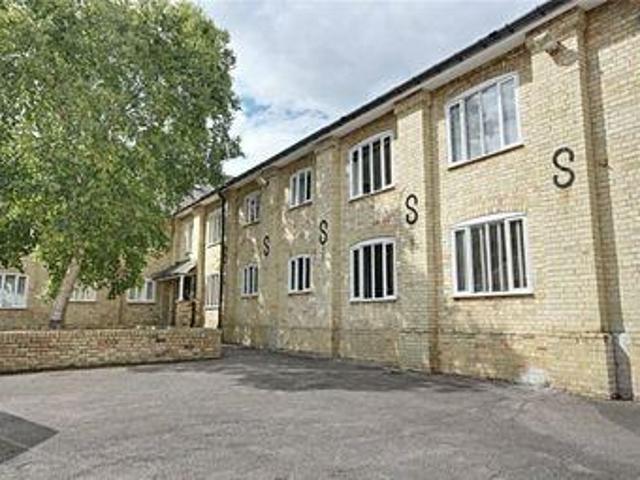1 Bedrooms Flat for sale in Station Road, Sawbridgeworth, Hertfordshire CM21