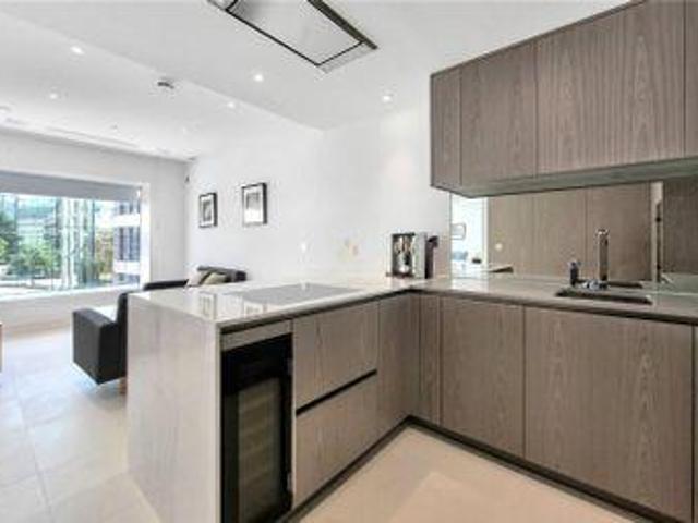 1 Bedrooms Flat for sale in Sugar Quay, 1 Water Lane, London EC3R