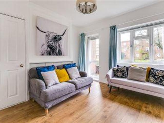 1 Bedrooms Flat for sale in Sulivan Court, Peterborough Road, London SW6