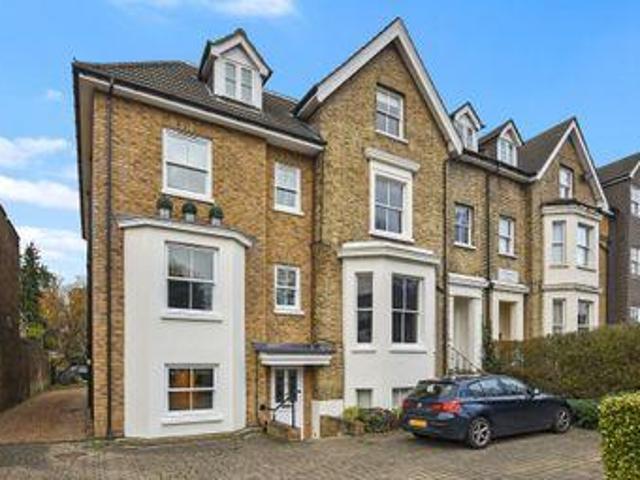 1 Bedrooms Flat for sale in Surbiton Hill Park, Surbiton KT5