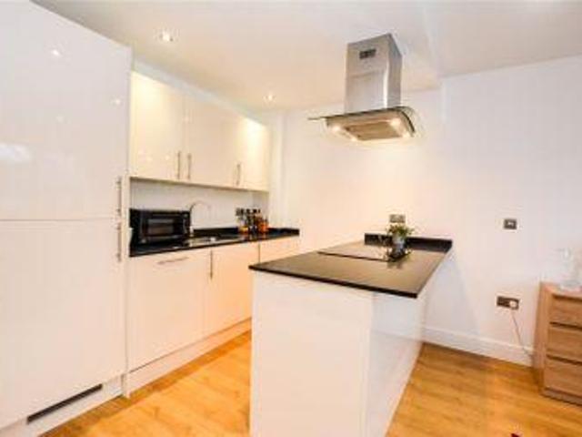 1 Bedrooms Flat for sale in Swan Court, Waterhouse Street, Hemel Hempstead, Hertfordshire HP1