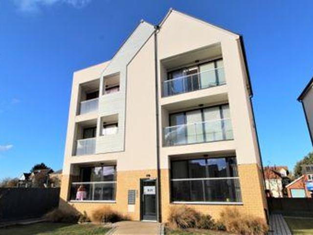 1 Bedrooms Flat for sale in Point Chase, Marks Tey, Colchester CO6