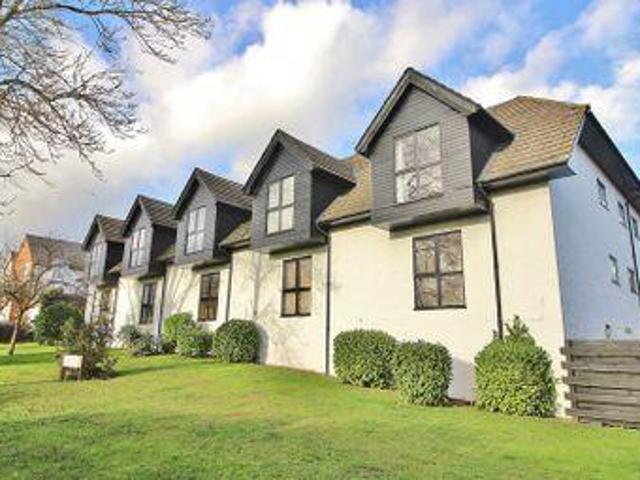 1 Bedrooms Flat for sale in Postern Green, Enfield EN2