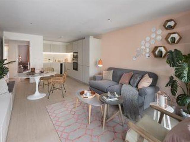 1 Bedrooms Flat for sale in Packington Square, Islington N1
