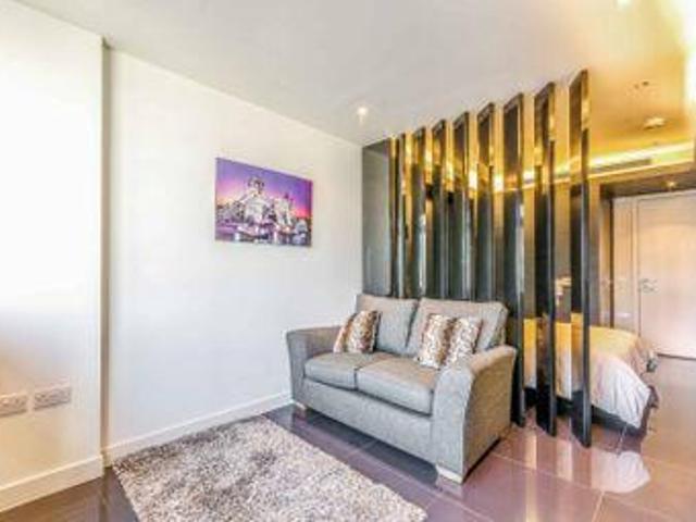 1 Bedrooms Flat for sale in Pan Peninsula Square, Canary Wharf E14