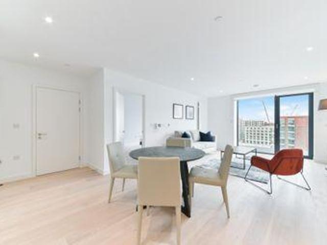 1 Bedrooms Flat for sale in Park View Place, Royal Wharf, London E16