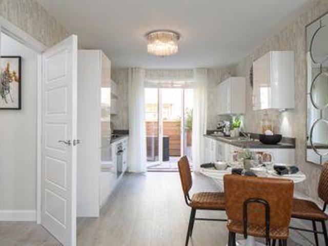 1 Bedrooms Flat for sale in ´´Pascal Square´´ at Coxwell Boulevard, Edgware NW9