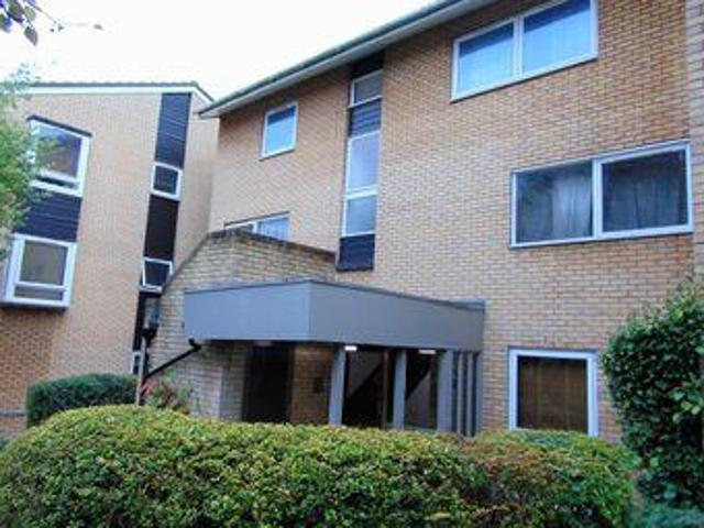 1 Bedrooms Flat for sale in Pennycroft, Pixton Way, Croydon CR0