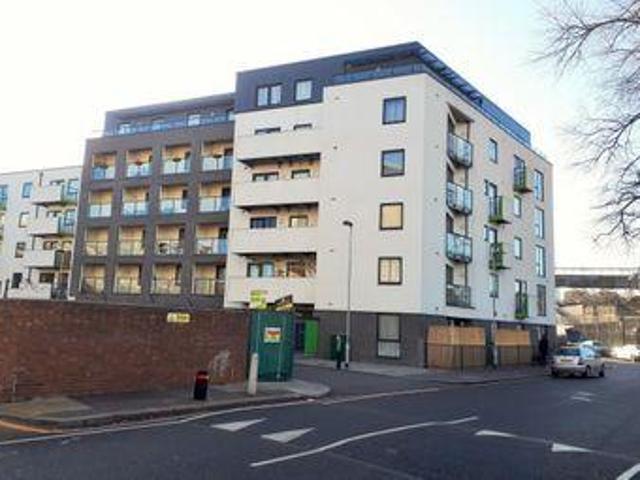 1 Bedrooms Flat for sale in Prioress House, Barking IG11